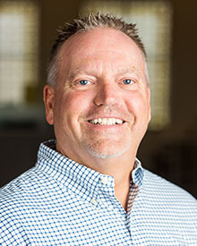 Meet Our Experienced Roundstone Team | Roundstone Insurance